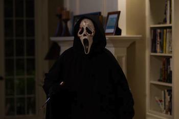 Scream 4 Movie Review - Neve Campbell and Courteney Cox